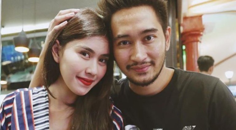 Lebaran, Syanaz Diberi Allah Hadiah Hamil - jatengdaily.com